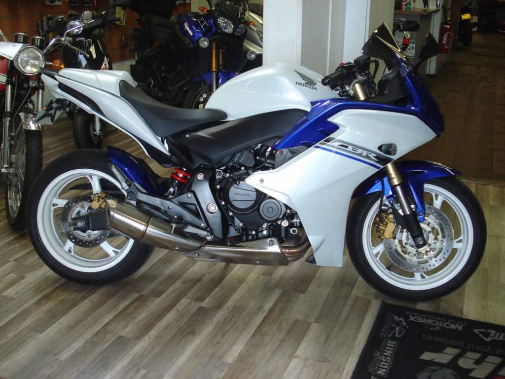 Vendu ! Honda CBR 600F - 5500€ : à découvrir chez Chambourcy Motos 78